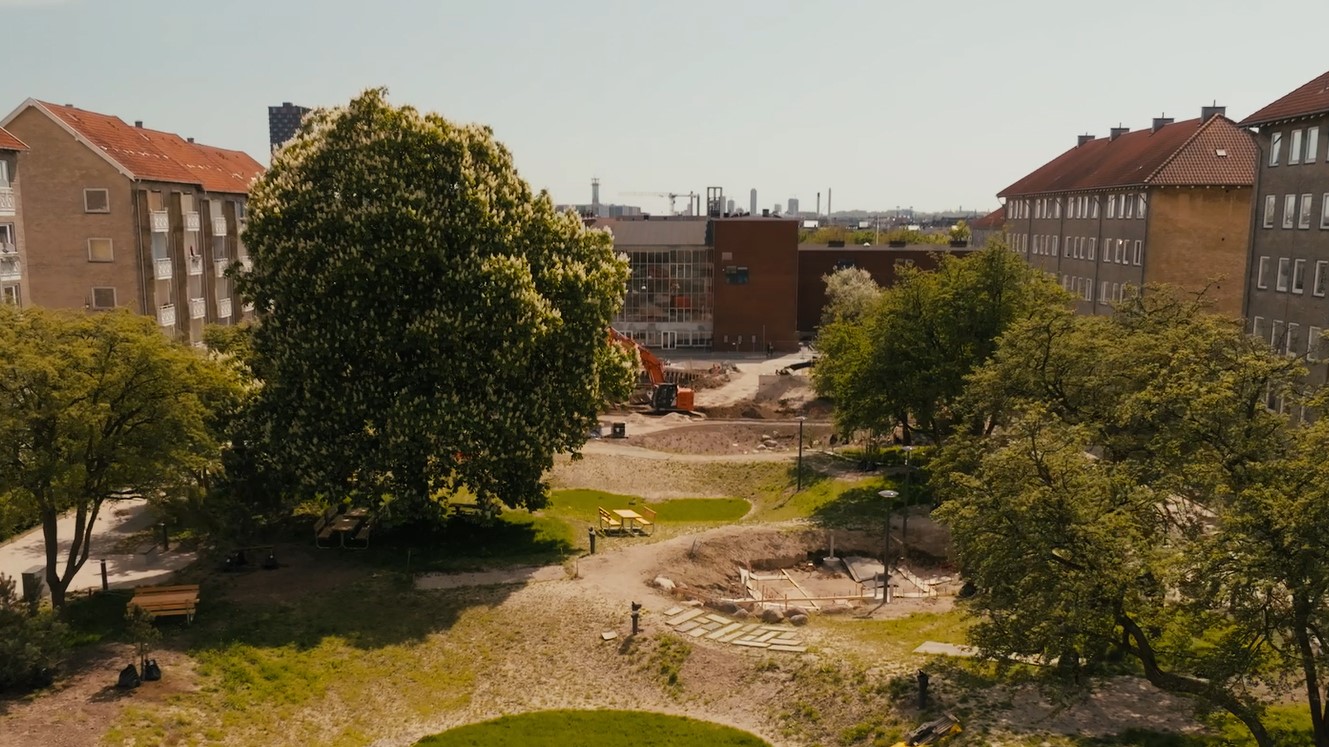 18 basins in urban park can now retain 3,000 cubic metres of rainwater